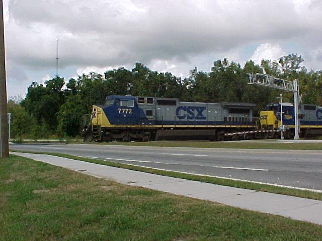 CSX C40-8W 7772